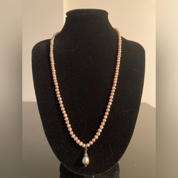 Jewelry | Pearly Beaded Necklace With A Light Brown Hue Subtle And ...